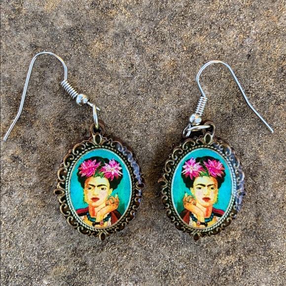 MEXICANA | Jewelry | Frida Kahlo Wooden Earrings | Poshmark